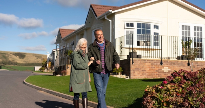 Park homes for sale in Swanage | View Cauldron Barn Farm Park