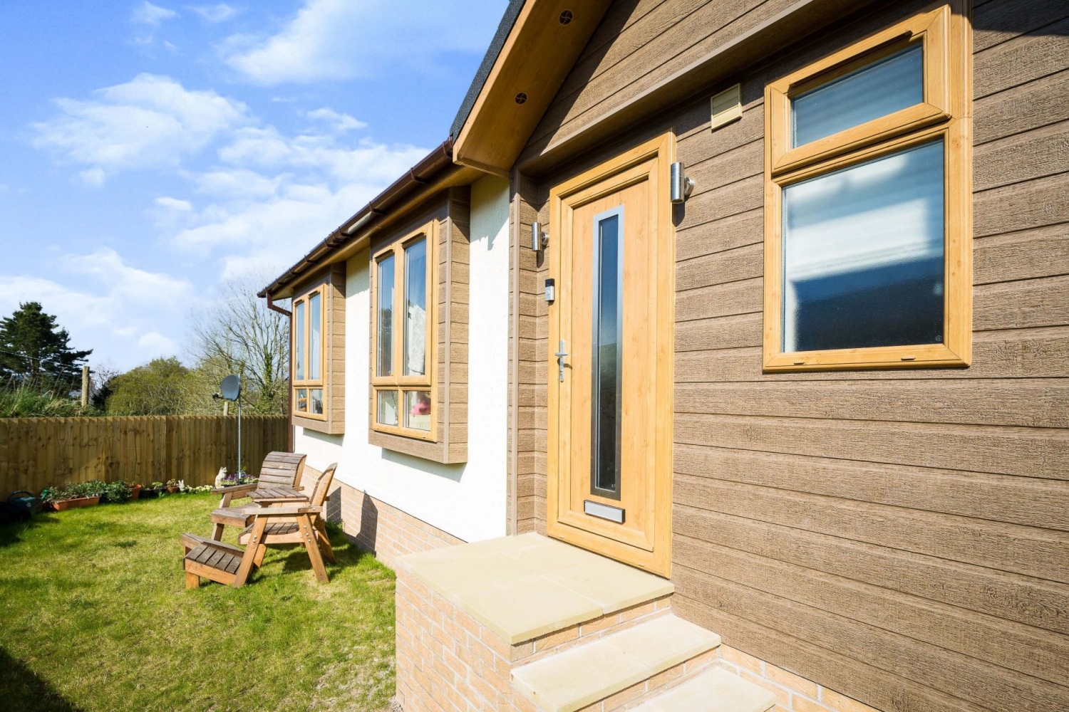 Park Homes for Sale in Ruthin | Visit The Pines