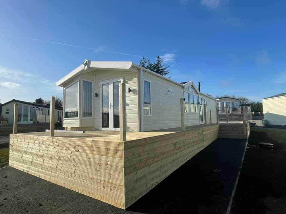 Holiday lodges for sale in Exeter | View Woodleigh Caravan Park